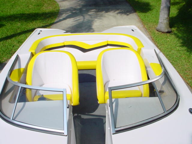 yellow 21br seats.jpg | Checkmate Community Forums